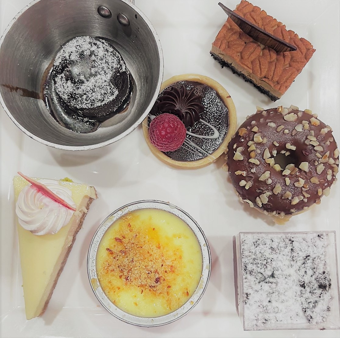 The Cosmopolitan Buffet: The Wicked Spoon in Las Vegas - He Works So I ...